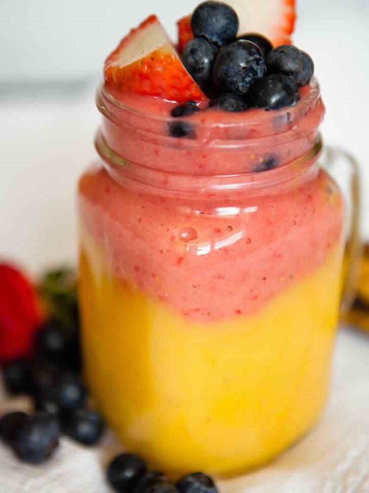 Healthy Mango Strawberry Smoothie – Phitip Recipes